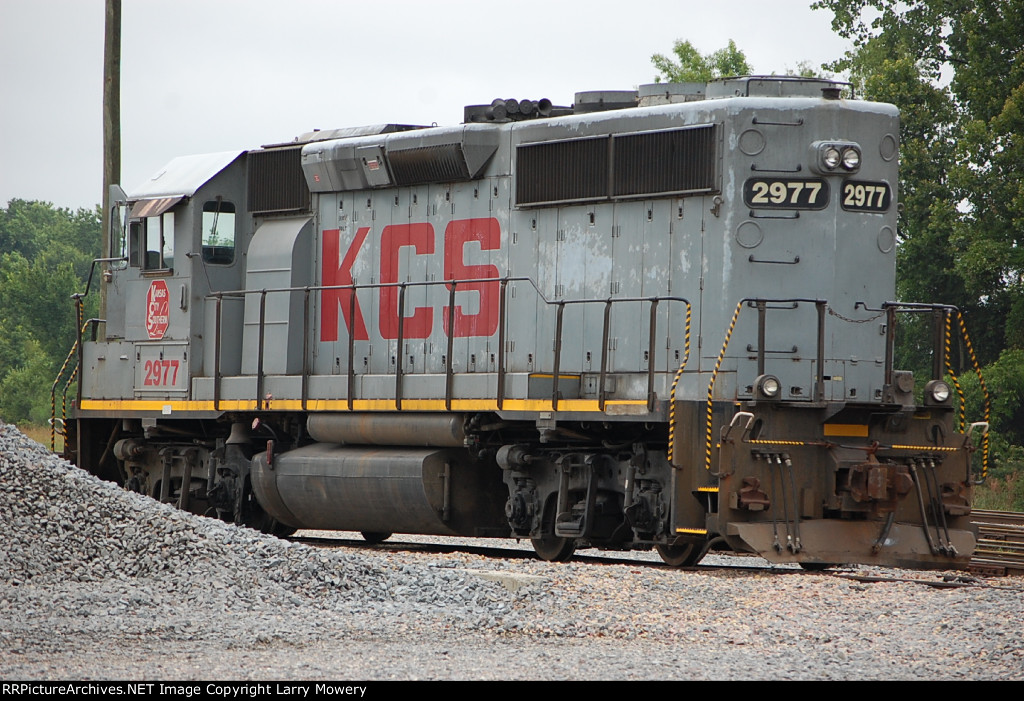 KCS 2977 parked